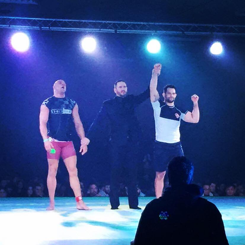 Coach Eliot Kelly wins Fight to Win Pro 23 in San Jose | El Dorado ...